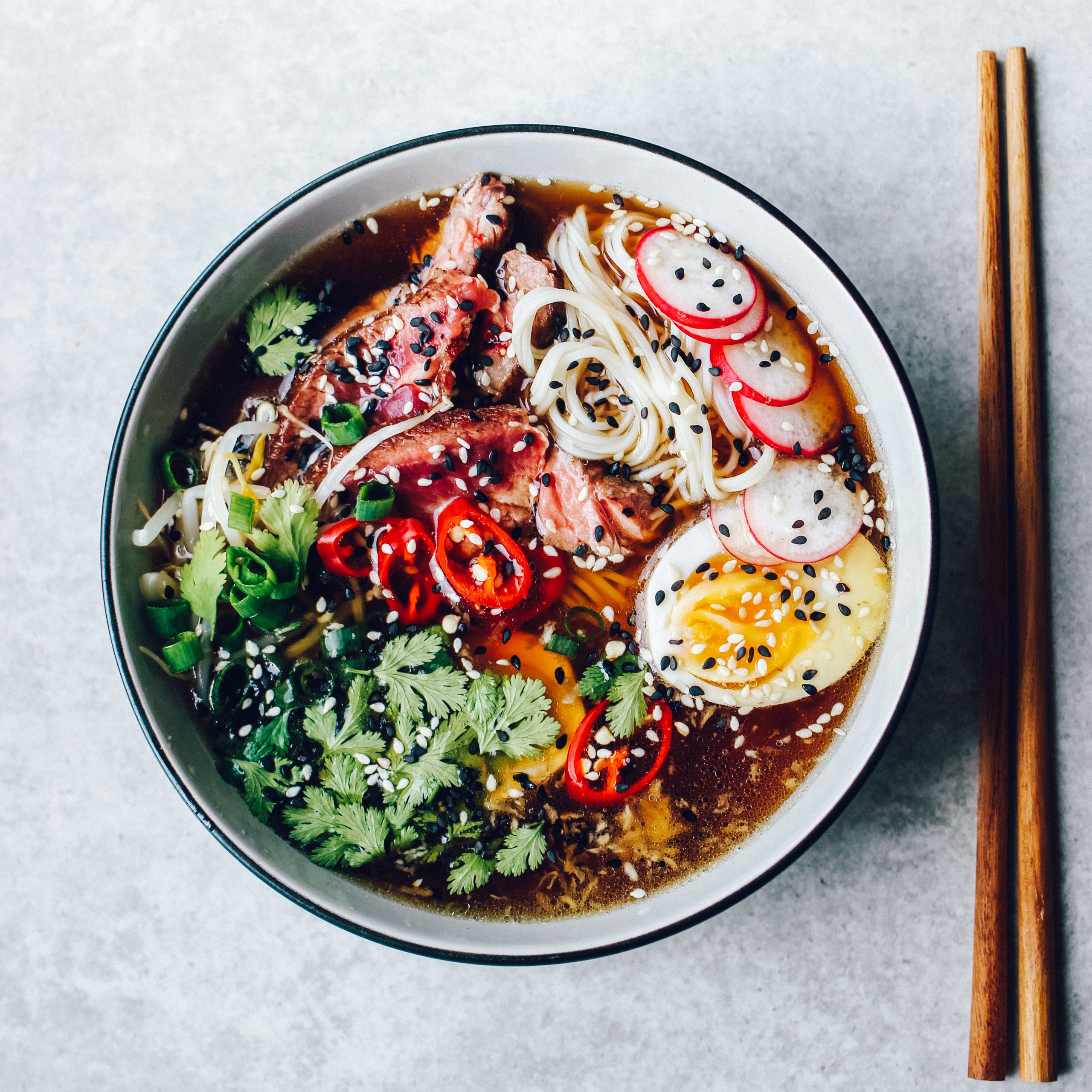 Greitas ramenas su steiku - Feel the Beef